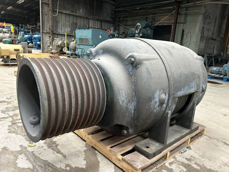200 HP 885 RPM Howell, Electric Induction Motor, Frame 33, 246 amps ...