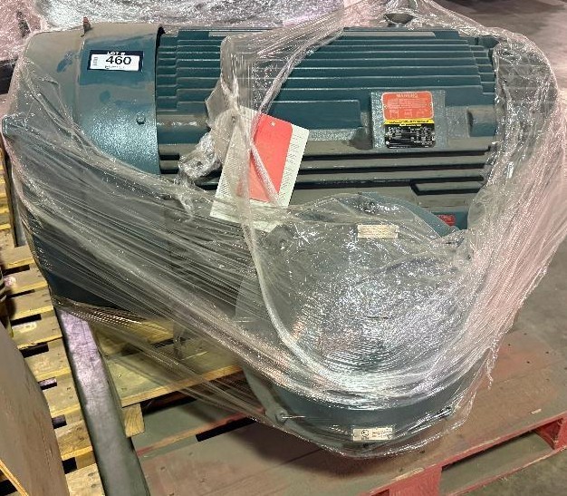 300 HP 1800 RPM 575V Baldor-Reliance 449T frame TEFC New surplus For ...