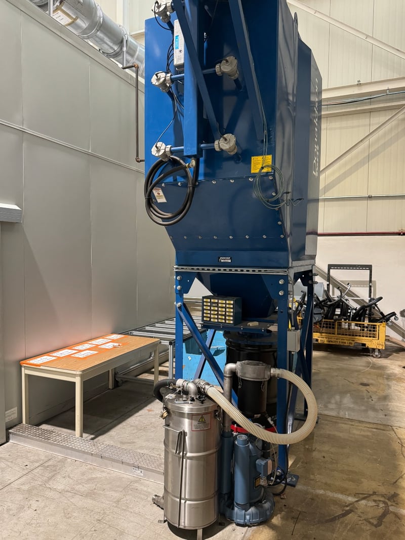 ABB LASER WELDING ROBOT SYSTEM IRB-6600-M-2004 + IPG LASER YLS-15000 ...