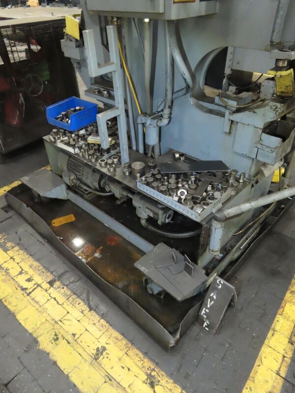 5" x 5" x 1/2" Hill-Acme #5, metalworker hydruaic ironworker with punch ...