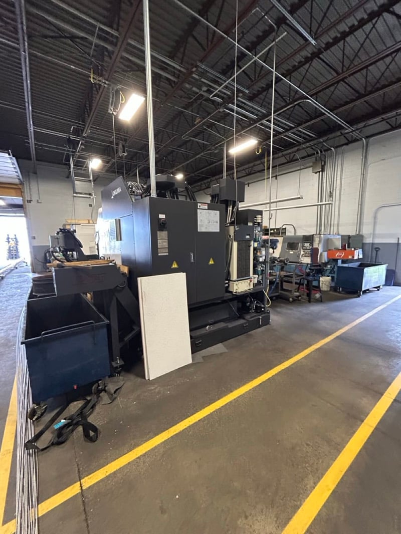 Okuma #M560-V, vertical machining center, 41.3" X, 22" Y, 18.1" Z, 30 ...
