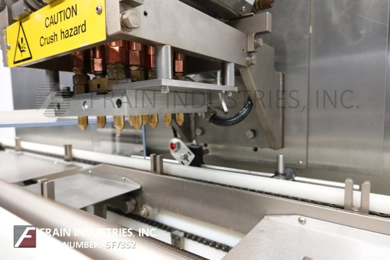 APV Baker #162/1, candy, Stainless Steel, single deposit, duel piston, electronic laboratory ...