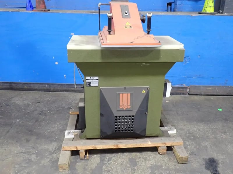 Atom Spa #SE-25, Clicker Press, 230/380 V For Sale | Surplus Record