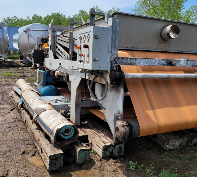 6.5' Phoenix Process Equipment Co #WX-6.5', 2 meter belt filter press ...