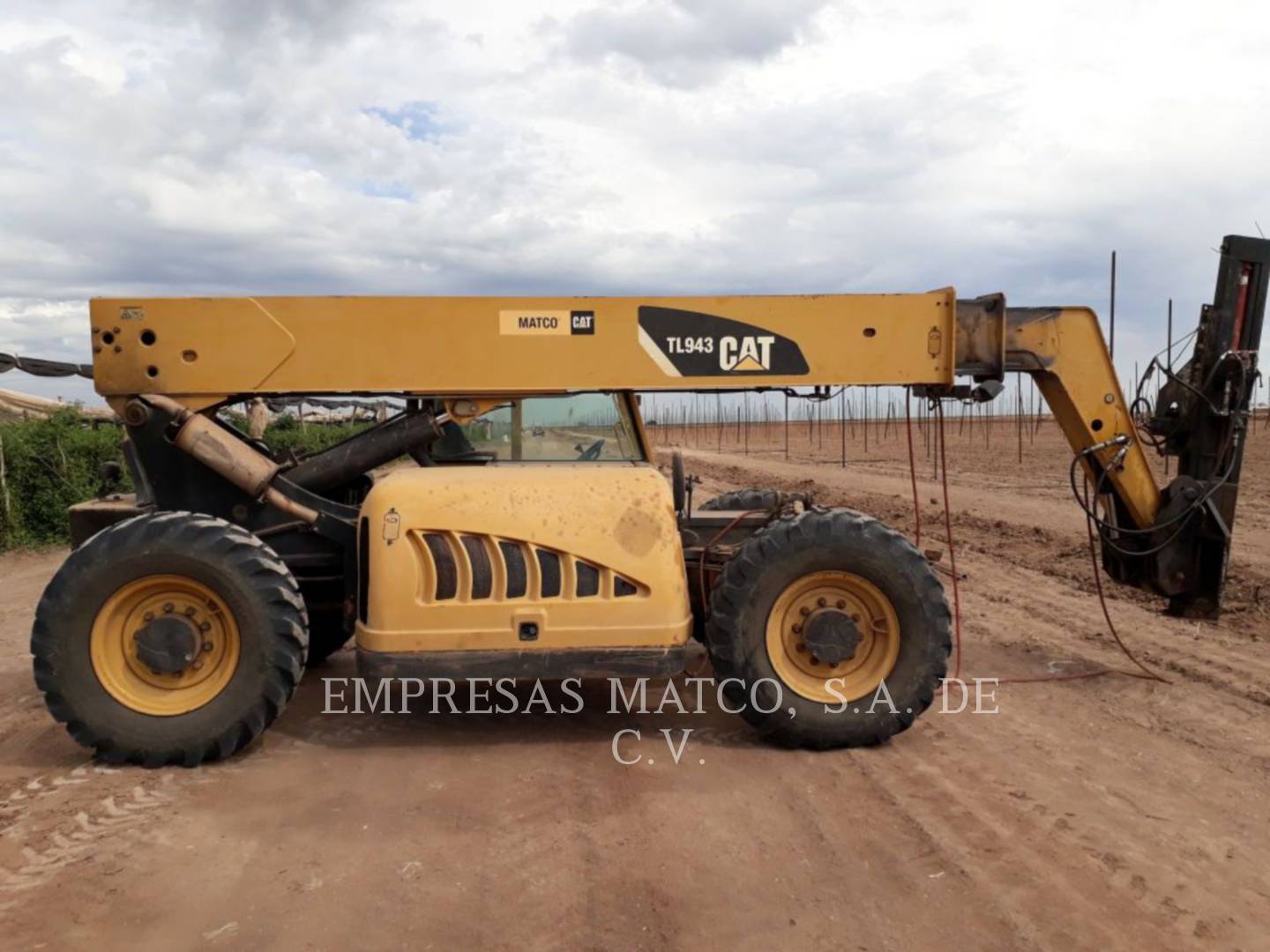 Caterpillar TL943, Telehandler, 7600 hours, S/N: TBL00880, 2008 for ...