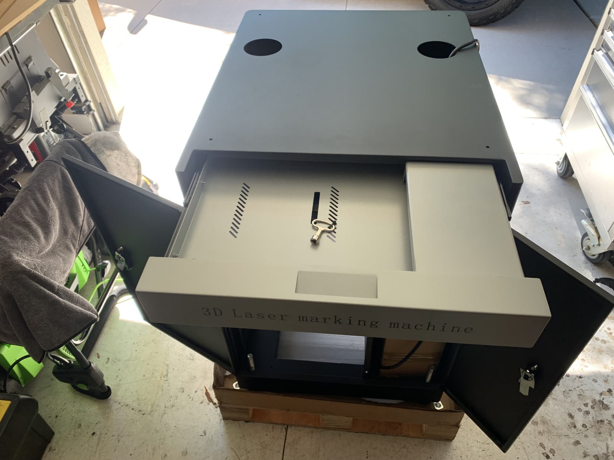 Lit Laser #376639-015, 4" x4" 3D Fiber Laser Engraver, 60 Watt, Fume ...