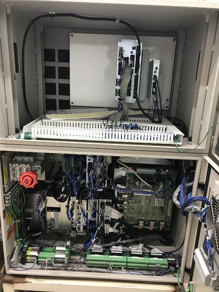 Yaskawa, Motoman DX100, control MH5 (2 Units Available) For Sale ...