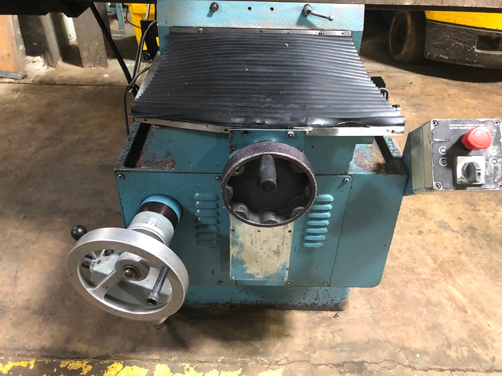 Southwestern Industries #TRM, vertical mill, 31" X, 17" Y, 25" Z, Trak ...