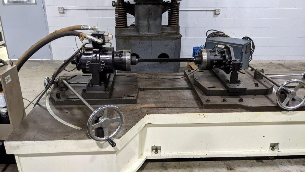 MTS #215.45C, rotary fatigue system, 50000 In-lbs (5650 N-m), Actuator ...