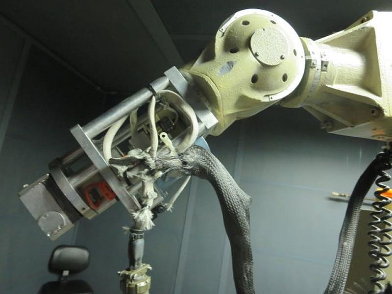 Unimate, Puma 762, 6-Axis welding arm type robot, 44 lb. load capacity ...