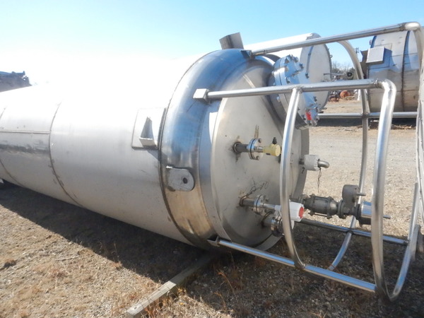 4000 gallon K & E Fabricating, 316L Stainless Steel tank, approx 72 ...