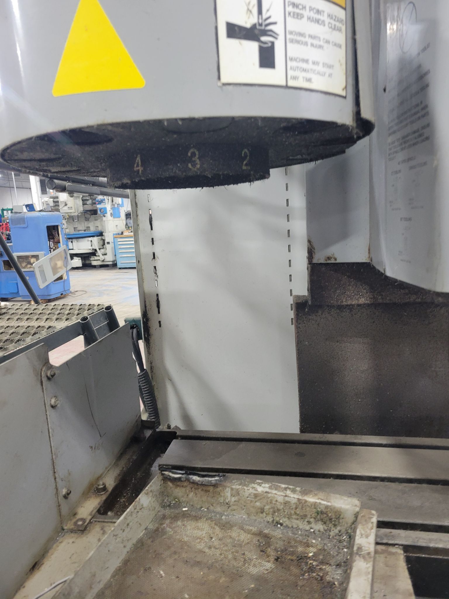 Haas #TM-1, 10 automatic tool changer, 30" X, 12" Y, 16" Z, 4000 RPM, 7 ...
