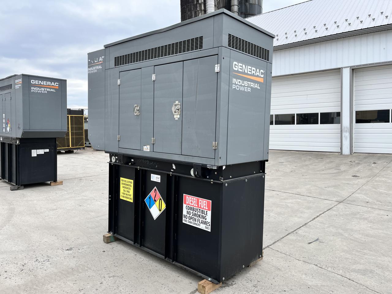 48 KW Generac #0060720, diesel generator set, 120/240 Volts, 1-phase ...