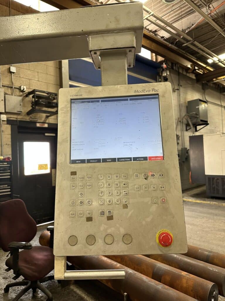 165 Ton, Pacific #J165-14, CNC press brake, 15' overall, 149" between ...