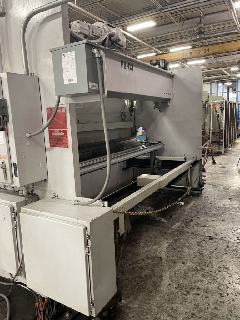 165 Ton, Pacific #J165-14, CNC press brake, 15' overall, 149" between ...