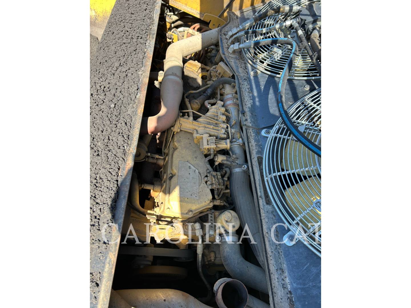 Caterpillar AP1055F, Asphalt Paver, 6007 hours, S/N: TJ500559, 2017 For ...