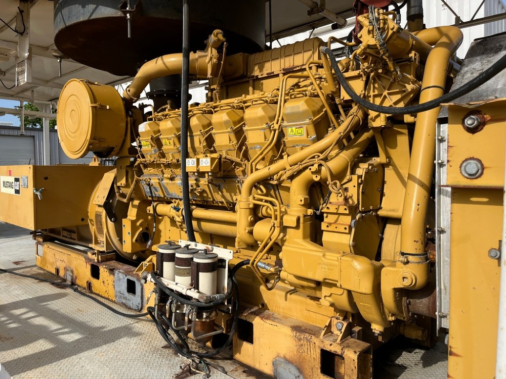 1365 KW Caterpillar #3512C, Land Electric Generator Set, 26281 Hrs ...