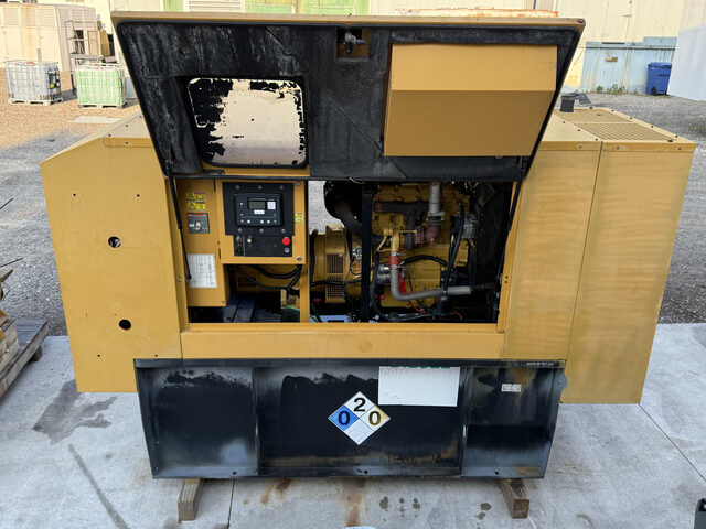 60 KW Caterpillar #D60-4S, diesel generator set, 277/480 Volts, 3-phase ...