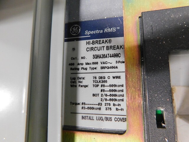 400 Amp. General Electric Spectra Series, Panelboard, 208Y/120 Volts, 3 ...