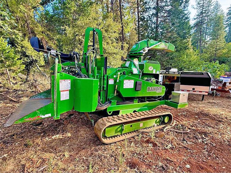 Bandit #19XPC-TK, Drum Style Hand-Fed Chipper, 37" x 22" drum w/4 ...