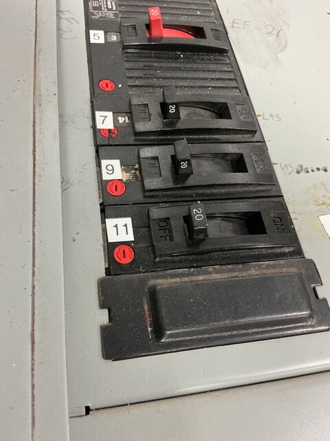 400 Amp. General Electric, NHB, panelboard, 4-wire, 3 phase, 277/480Y ...