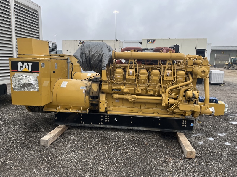 1500 KW Caterpillar #3512B, diesel generator set, 480 Volts, 925 hours ...