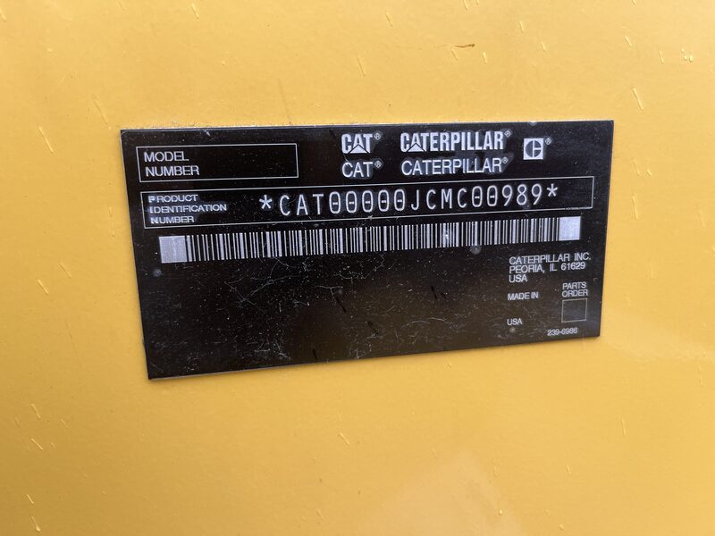 1500 KW Caterpillar #3512B, diesel generator set, 480 Volts, 925 hours ...