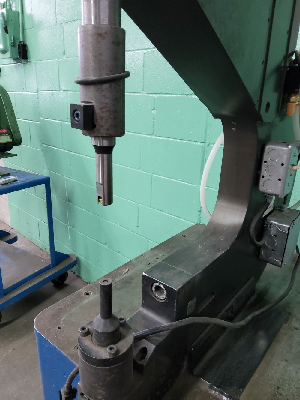 BTM Tog-L-LOC Clinching Machine 47559 For Sale | Surplus Record
