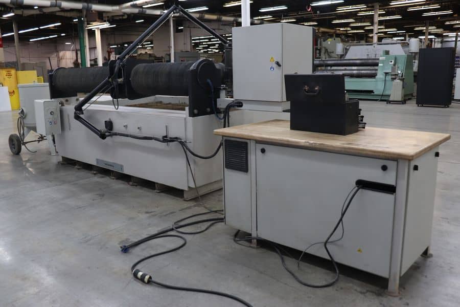 Omax #55100, CNC waterjet, 4.5' x 8.3', 30 HP, 60000 psi, garnett ...