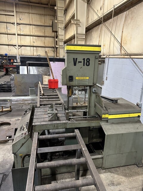 18" x 20" Hyd-Mech #V-18, saw with blades For Sale | Surplus Record