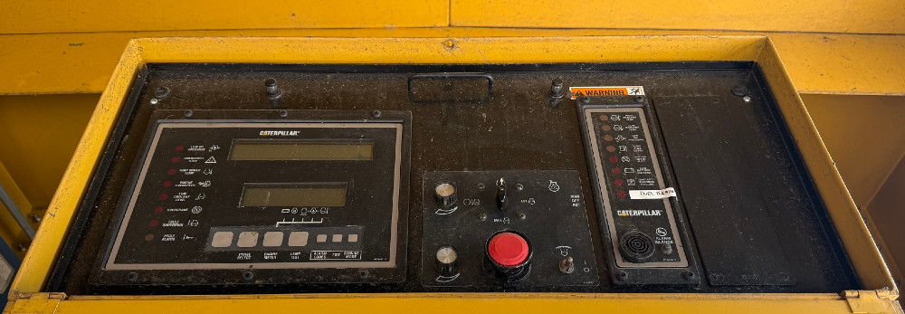 750 KW Caterpillar, diesel generator set, 120/208 Volts, 3-phase, 1800 ...