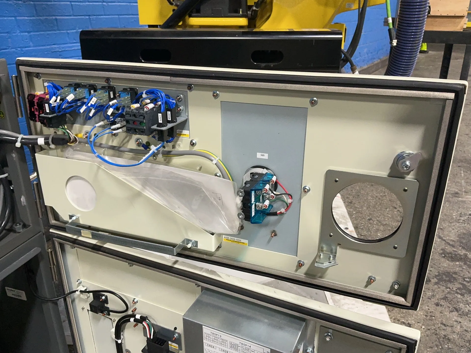 Fanuc, R-2000IC-210L, 6-Axis, CNC Robot, R-30iB controller, 2020 For ...