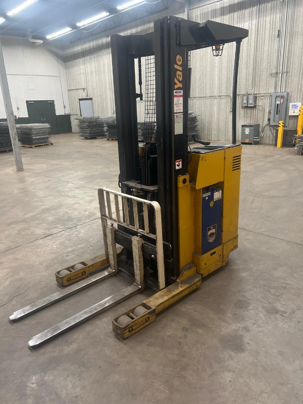 Yale #NR040AENS24TE091, Electric Stand-Up Forklift, 2004 For Sale ...